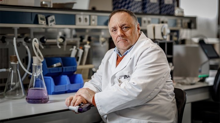 Lecture: The human microbiome: beasts of men or second genome? | Biocev