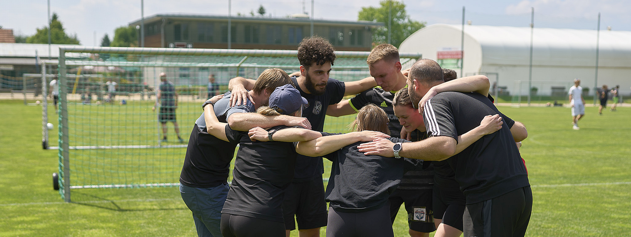 Scientists in action: Vestec and Dolní Břežany competed in six ...